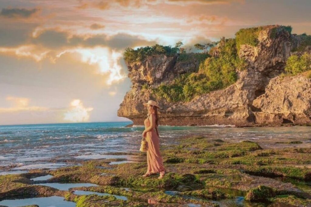 8 Most Enchanting Sunset Spots in Bali with Locations & Fees